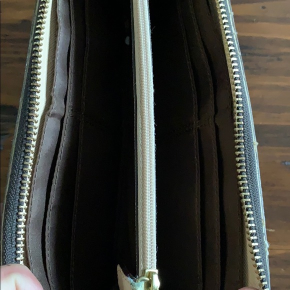 Coach | Bags | Coach Lzip Wallet | Poshmark